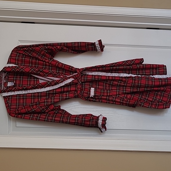 The Children's Place | Pajamas | Childrens Place Size Xl Robe In Red ...